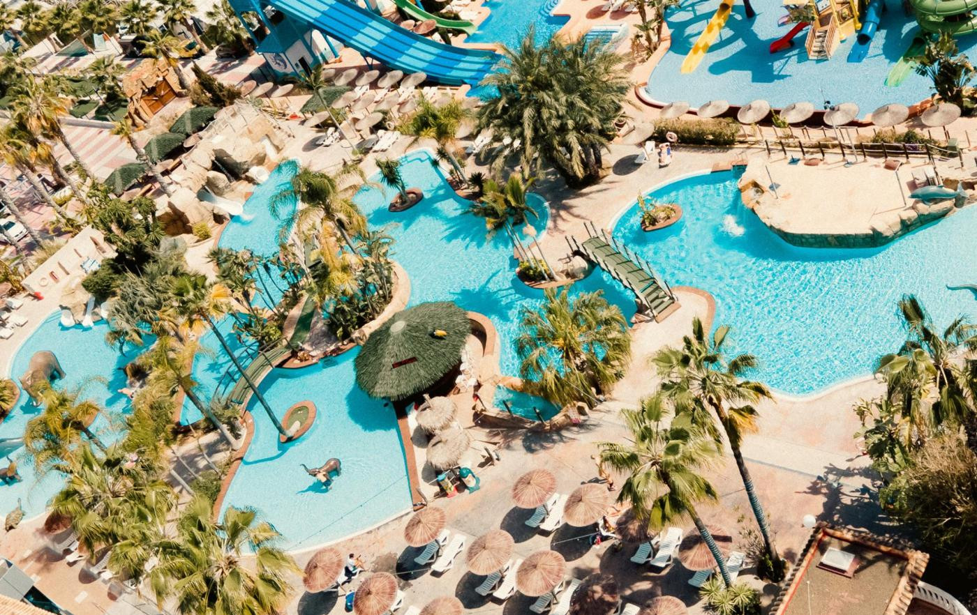 Disfruta de las Piscinas en La Marina, el mejor camping de Alicante